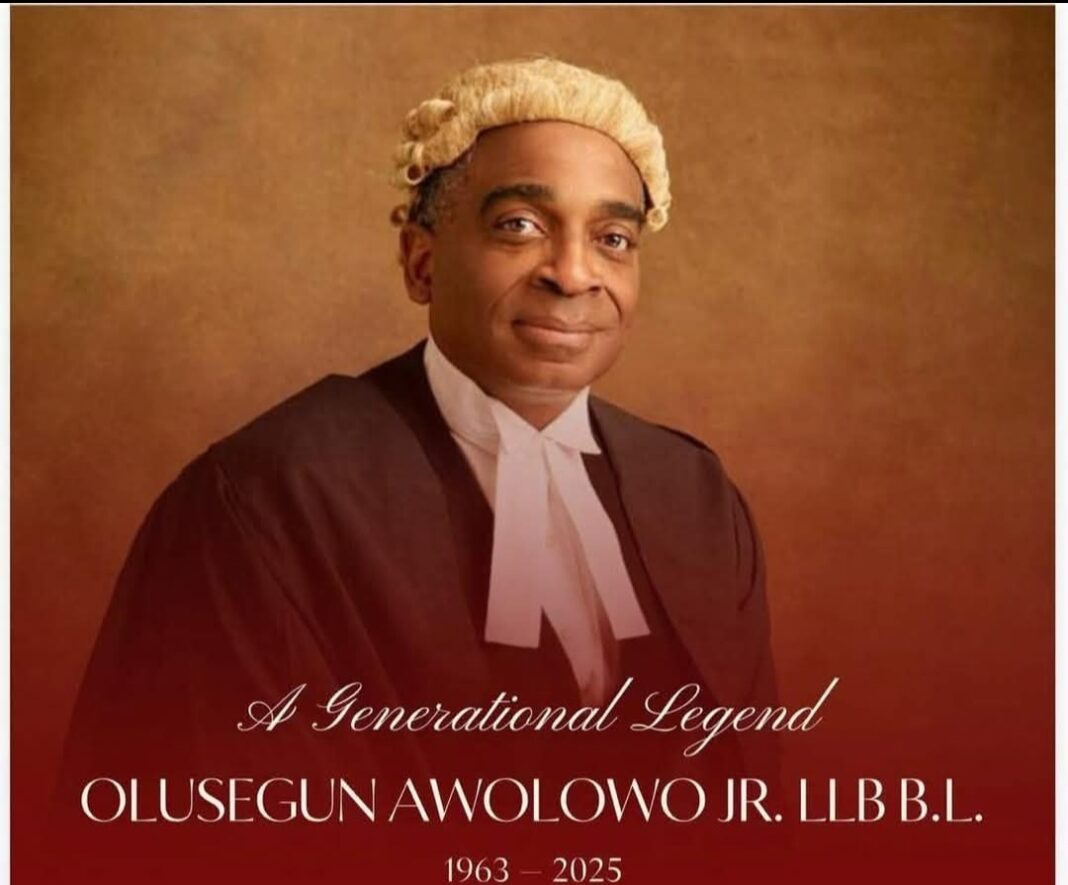 After Days of Emotional Tributes... Abimbola Ashiru Finally Breaks Down ...